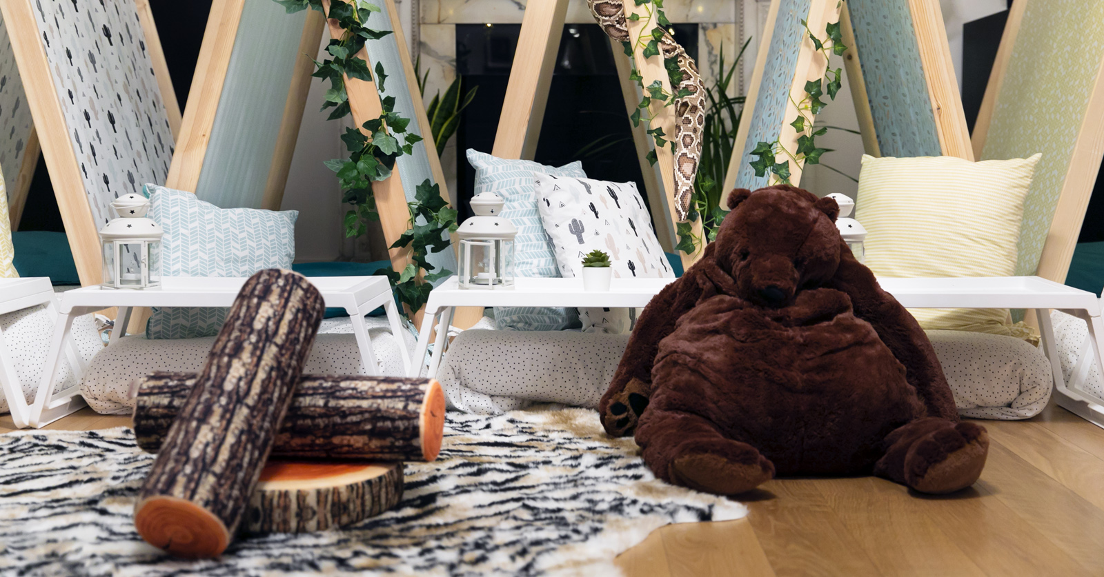 Just lion around: Experience the Into The Wild jungle sleepover » Muddy ...