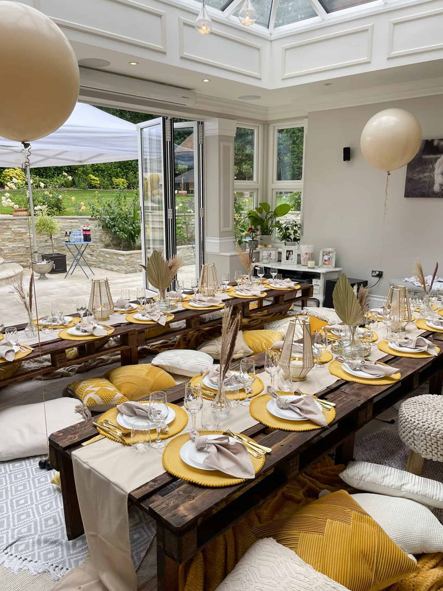 Spotlight on Luxe Dining: Your guide to the ultimate glam dinner set up ...